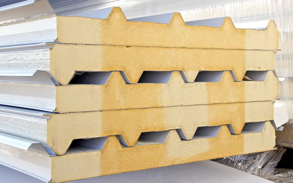 Características de los paneles sándwich según su material - Blog Placomat